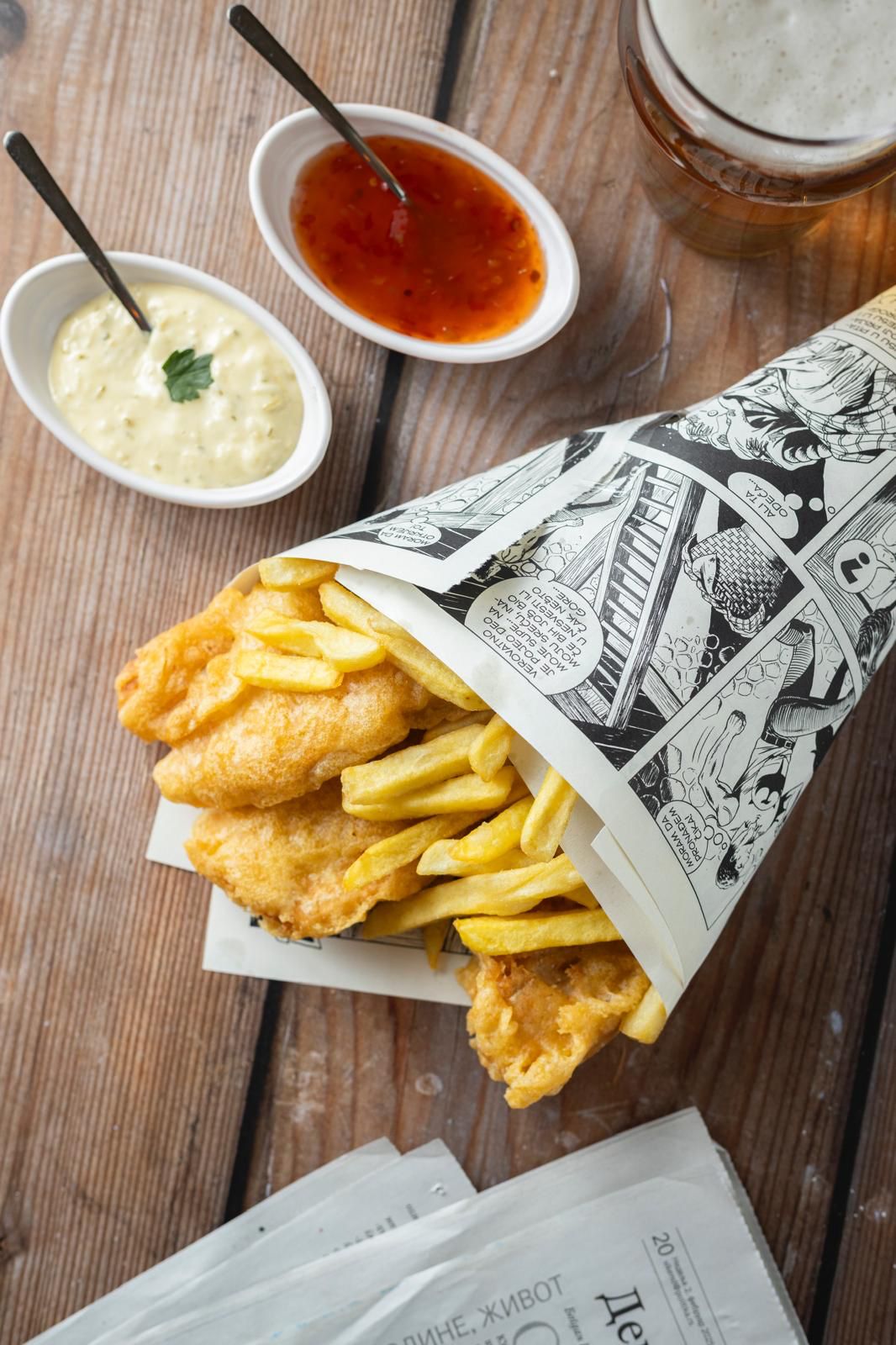 Pohovani filet oslica s pomfritom – Cantina Mediterraneo